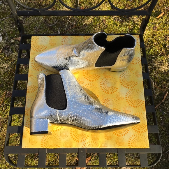 Topshop | Shoes | Topshop Krazy Ankle Pointed Toe Chelsea Boots | Poshmark